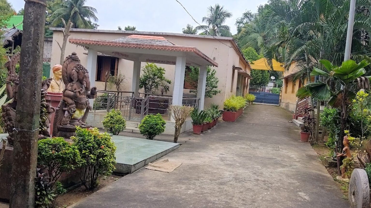 Dasarathi Pattanaik Museum, Udayapur Library, Nayagarh, Odisha - Orissa ...