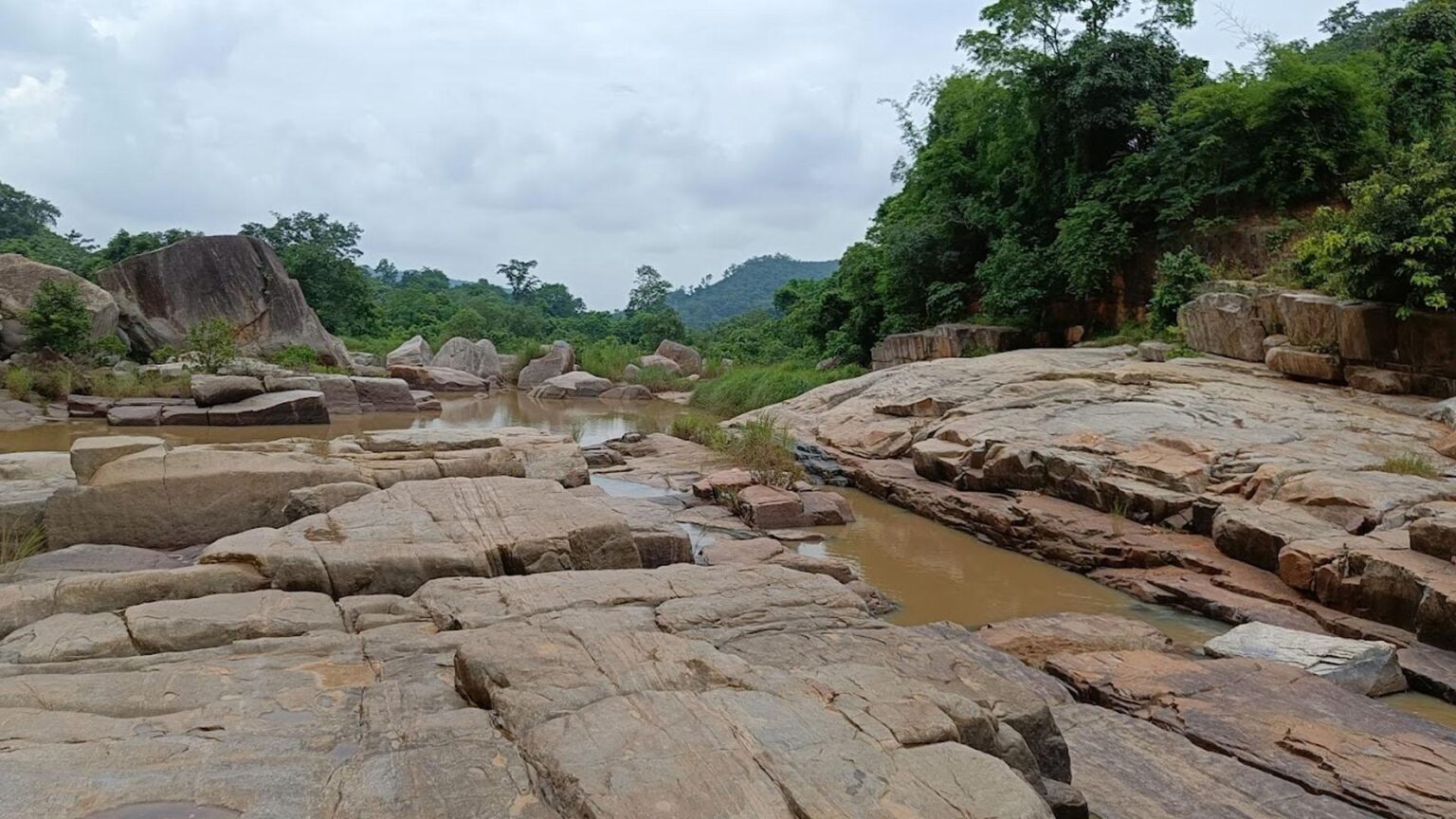 Bariapathara Waterfall, Baria Pathara, Ganjam, Odisha - Orissa Tours