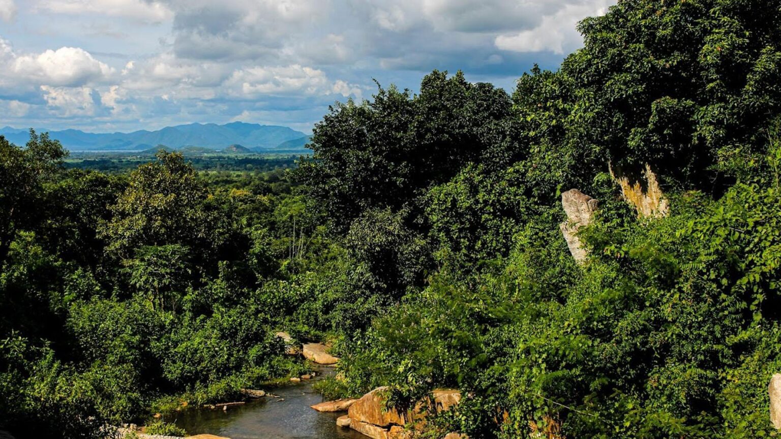 Ghusuridanga Waterfall, Sagadabasa, Ganjam, Odisha - Orissa Tours