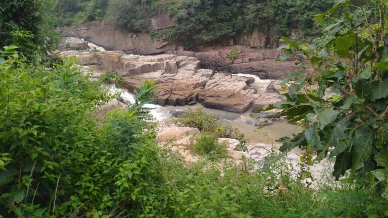 Ghusuridanga Waterfall, Sagadabasa, Ganjam, Odisha - Orissa Tours