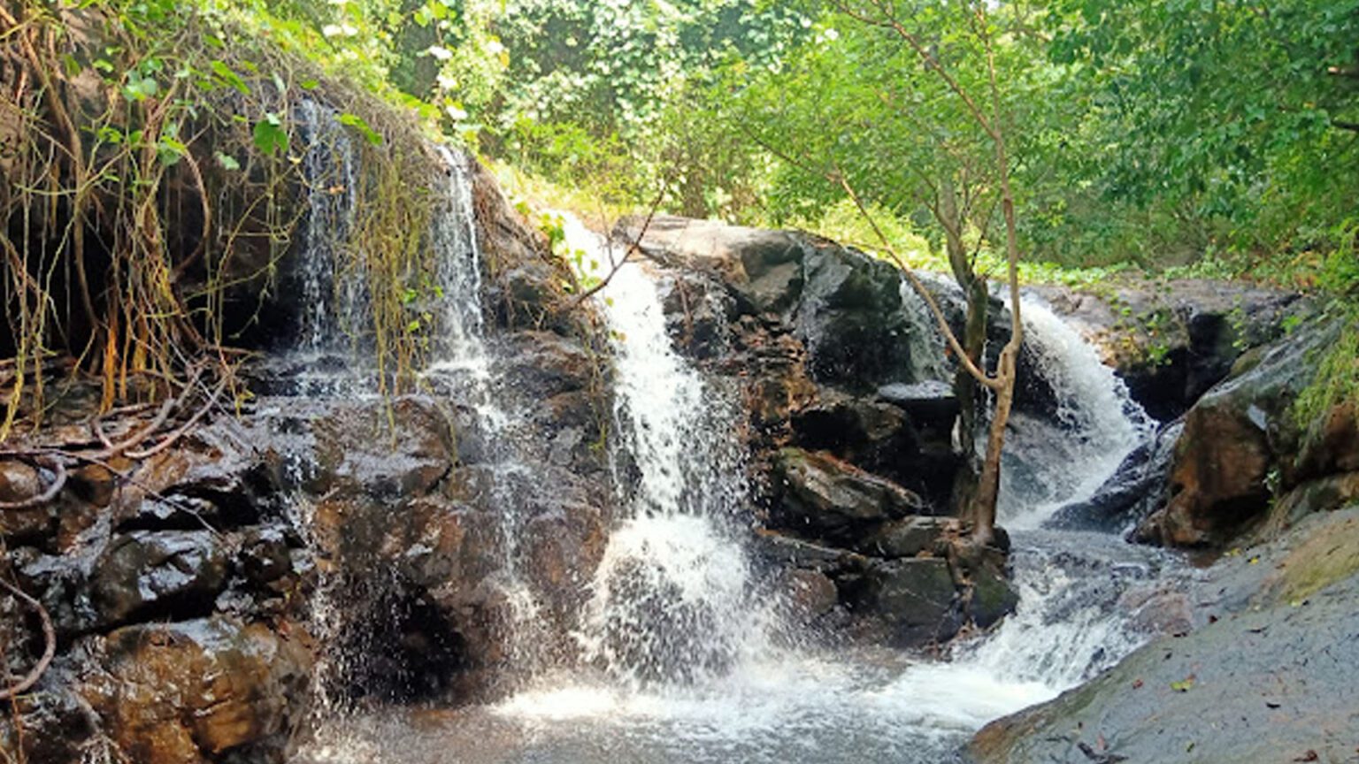 Bariapathara Waterfall, Baria Pathara, Ganjam, Odisha - Orissa Tours